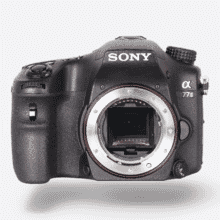 Sony Alpha 77 II